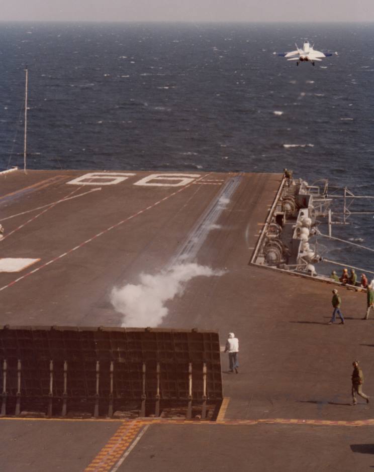 MaritimeQuest - F/A-18-A Hornet Prototype Page 2