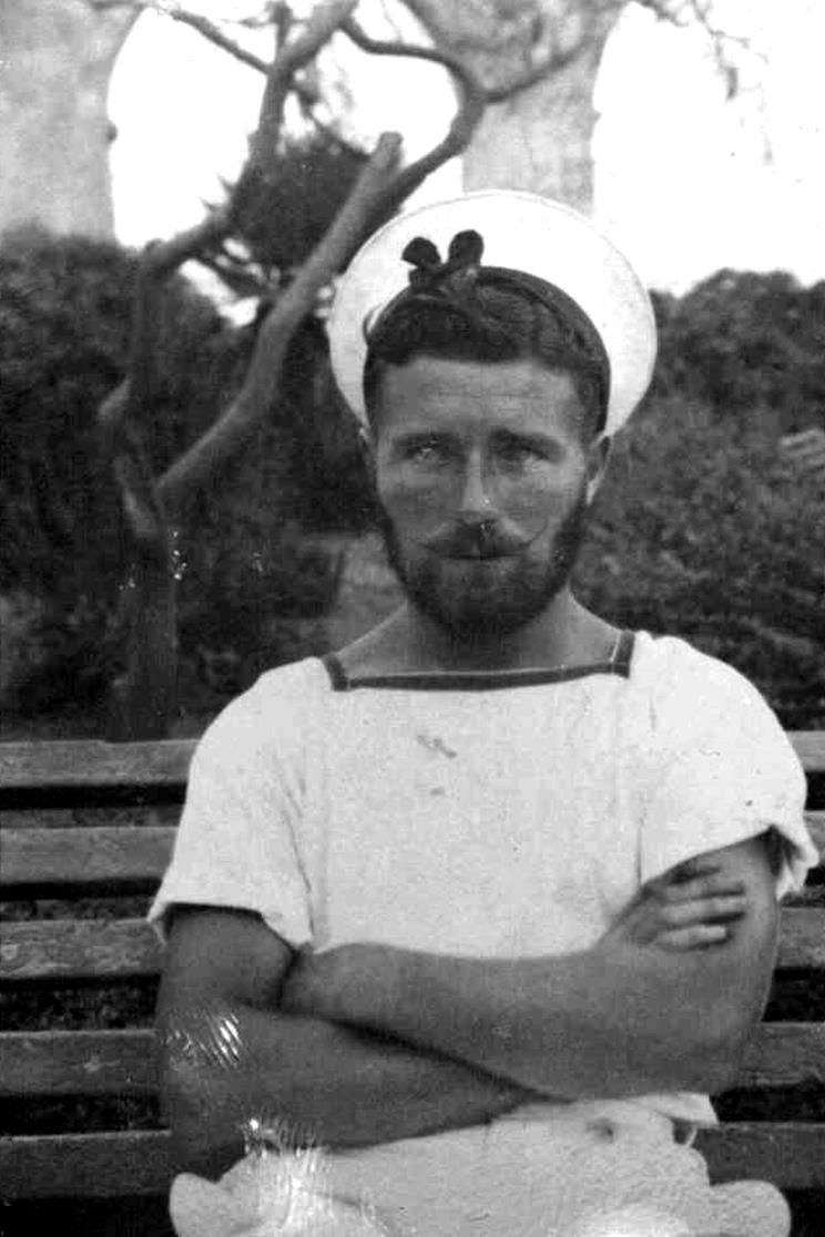 MaritimeQuest - Leading Seaman William "Bill" Low (1921-1996 ...